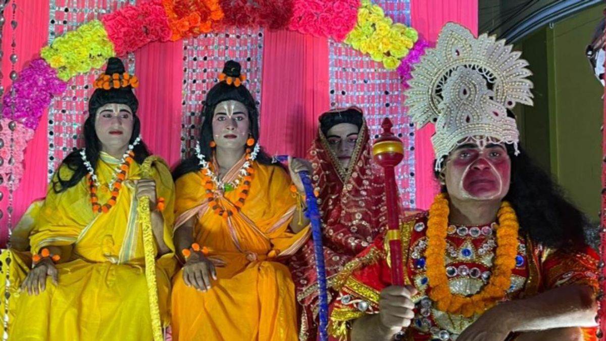 पटना के लोग आज भी याद करते हैं बक्‍सर वाले मामाजी की रामलीला, दुर्गा ...