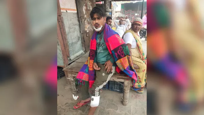 Aligarh News : हरदुआगंज के भवनगढ़ी में बदलेे की भावना से बाइकर्स ने ...