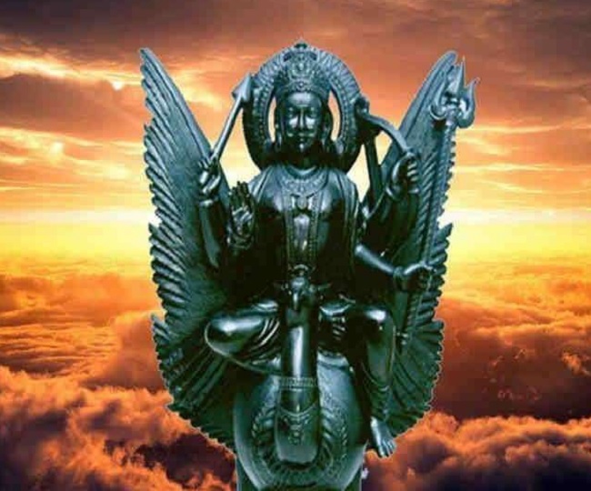 Shani Dev Puja Tips: भगवान शनि को प्रसन्न करने के लिए आजमाएं ये उपाय ...