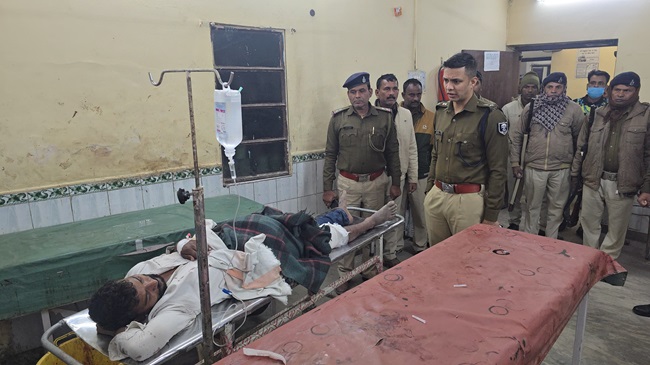 Gopalganj News: गोपालगंज में बवाल, शराब तस्कर को गिरफ्तार करने गई पुलिस ...