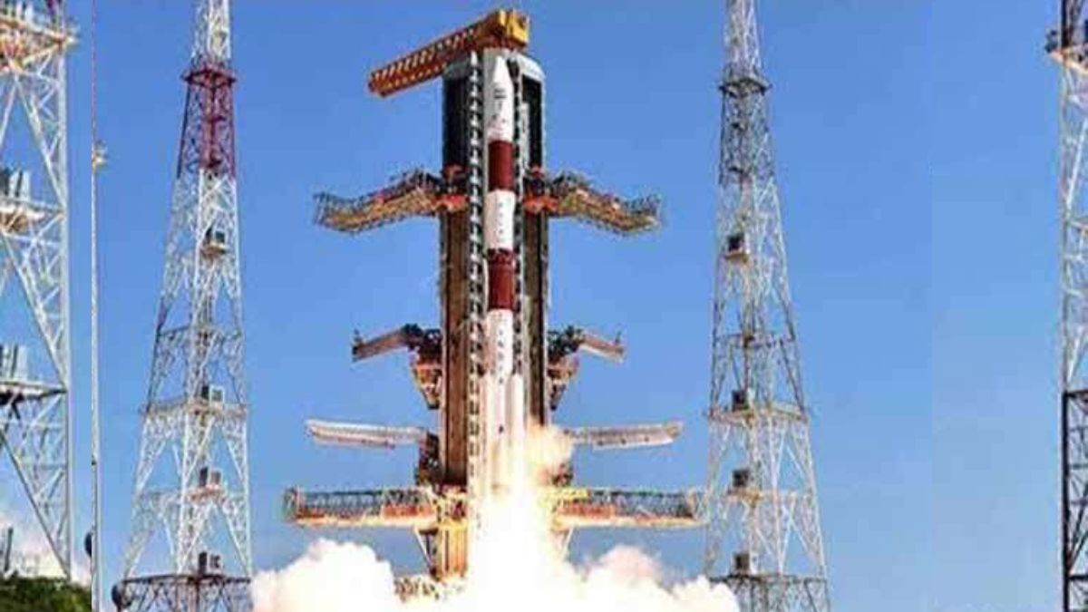 इसरो बढ़ा रहा अपने कदम, जल्द दिखेंगे कई बड़े और साहसिक अभियान - ISRO ...
