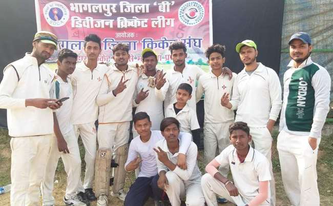 बी डिवीजन क्रिकेट लीग मैच : लूसीड क्रिकेट क्लब ने कर्ण क्रिकेट क्लब को ...