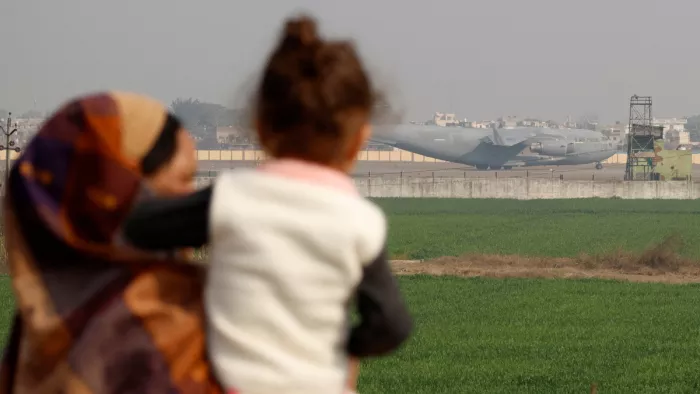 हाथों में हथकड़ी पैरों में बेड़ियां... अमेरिका से ऐसे भेजे गए अवैध भारतीय प्रवासी, अब वेरिफिकेशन ...