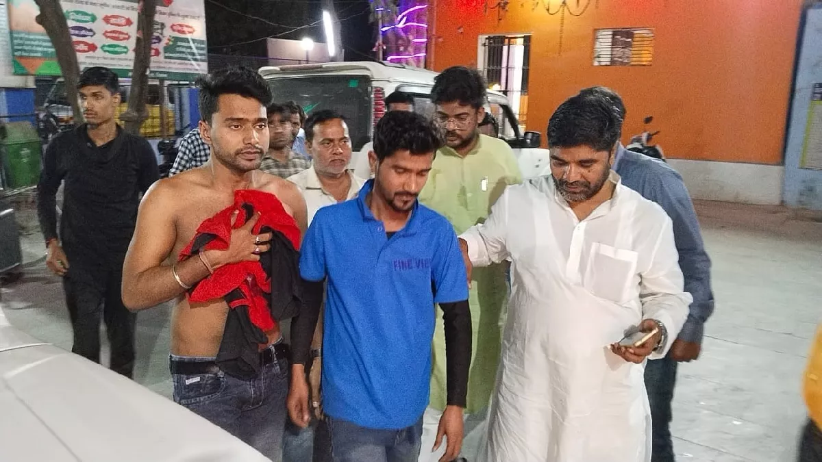 सिवान में घर लौट रहे स्वर्ण व्यवसायी और स्टेशनरी दुकानदार को बदमाशों ने ...