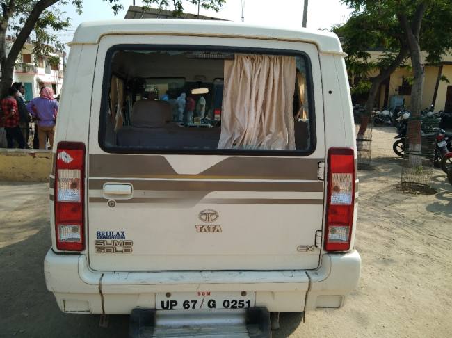 एसडीएम के वाहन पर पथराव, आधा दर्जन गिरफ्तार