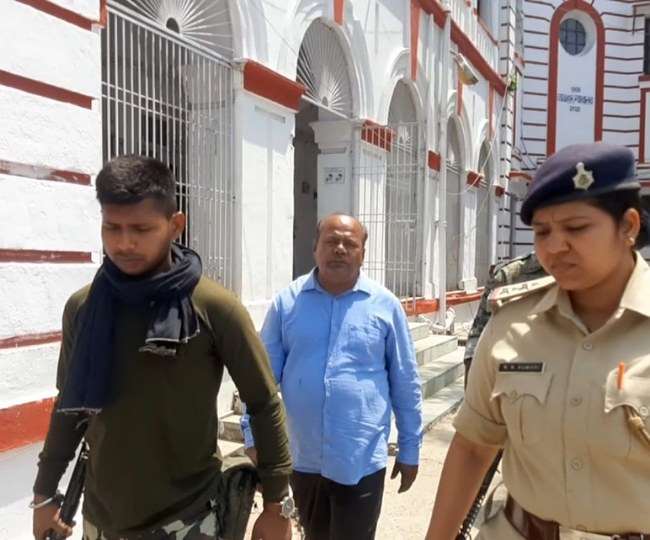 शर्मनाक: दुष्कर्म पीड़िता को पोर्न वीडियो भेजता था दारोगा, गंदी बात के ...