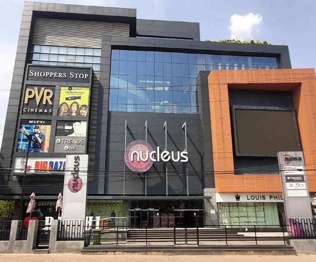 Ranchi News: रांची के न्यूक्लियस माल में शव पड़े होने की सूचना से ...