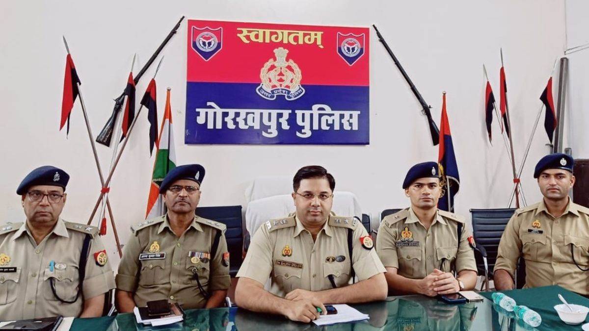 Gorakhpur जिले के 20 थानों में खोली गईं 31 नई पुलिस चौकियां, बेहतर ...