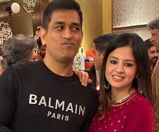 MS Dhoni 11th Marriage Anniversary This Is How Mahi Sakshi Met For The ms-dhoni-11th-marriage-anniversary-this-is-how-mahi-sakshi-met-for-the