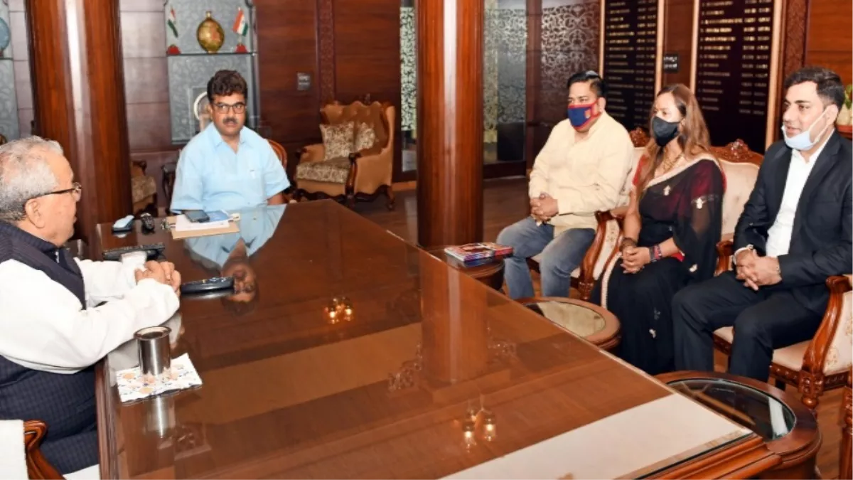 इन्फ्लेक्टर इंडिया को लेकर राज्यपाल कलराज मिश्र से मिले संदीप चौधरी ...