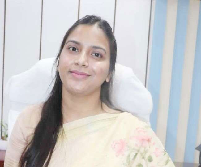 बिहार की ये तेज-तर्रार लेडी आइएएस-आइपीएस: एक की पीएम मोदी ने की तारीफ ...