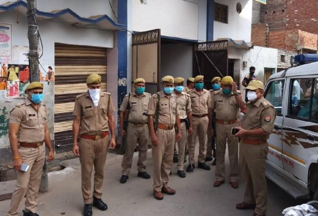 चप्पे-चप्पे की चौकसी के लिए हर मोड़ पर तैनात रही पुलिस - Police ...