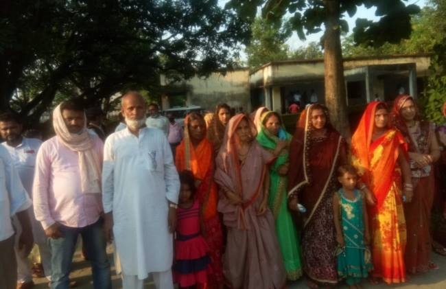 नरकटियागंज प्रमुख व उपप्रमुख की कुर्सी छिनी - Narkatiaganj chief and ...