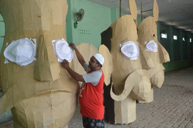 महमूद के हाथों 'जन्म' लेता है रावण का कुनबा - Ravana clan takes char(39 ...