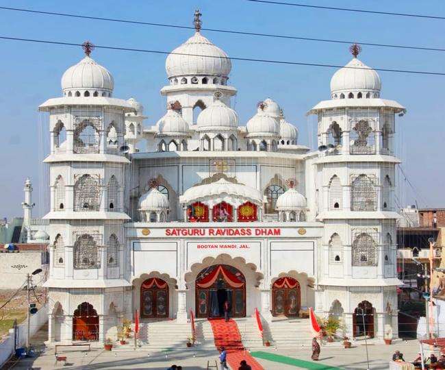 देश-विदेश की संगत की आस्था का केंद्र है जालंधर का श्री गुरु रविदास धाम ...