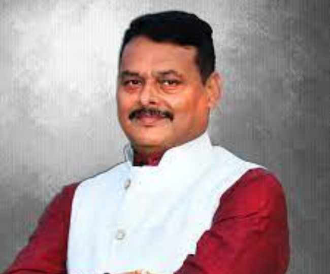 बाहुबली अनंत सिंह की पत्नी को ललन ने बताया बांग्लादेशी, छोटे सरकार के ...