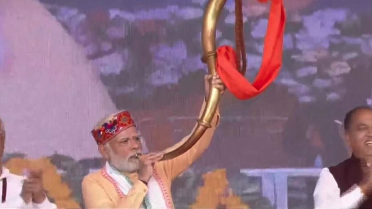 PM Modi In Himachal: जानिए क्‍या है रणसिंघा, जिसे फूंक कर मोदी ने किया ...