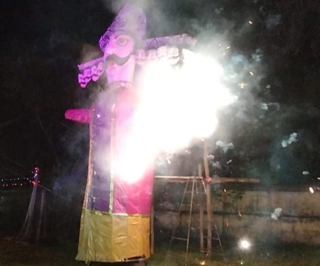 Prayagraj Ravan Dahan: श्रीराम ने चलाया तीर तो रावण का हुआ वध, दशानन का ...