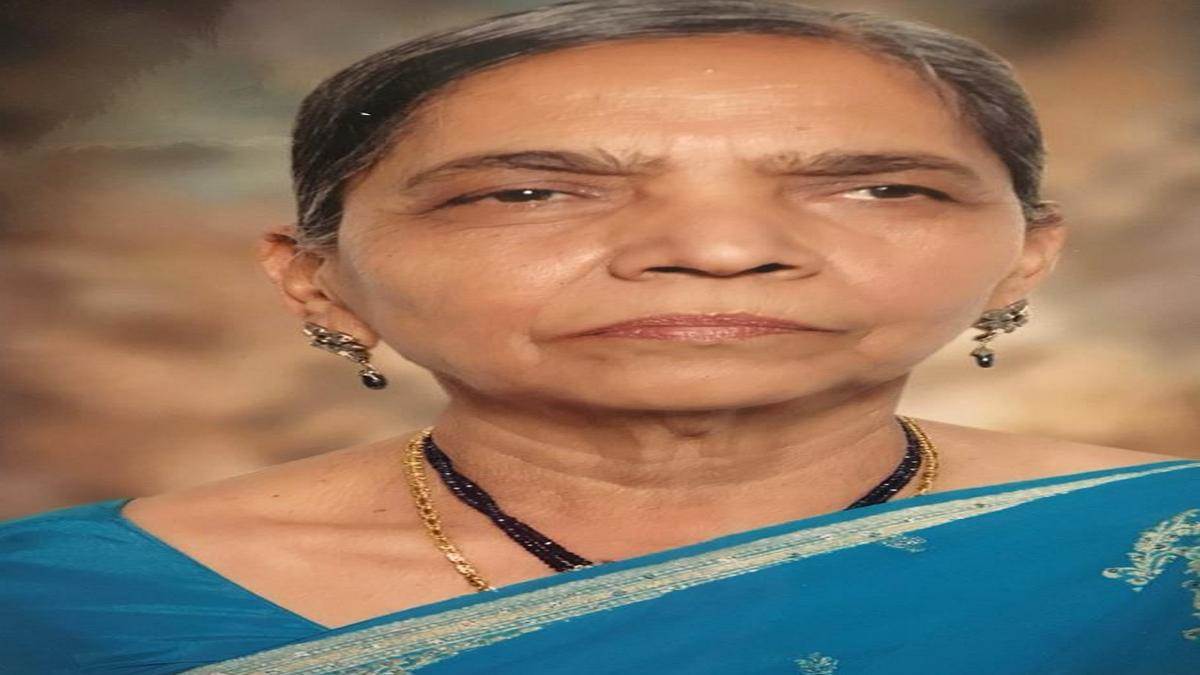 Chandigarh News: शहर के पहले सांसद की पत्नी पुष्पा गोयल का पीजीआइ में ...