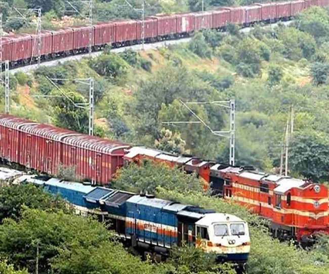 भारत की सबसे लंबी मालगाड़ी: इंग्लैंड व अमेरिका के इंजीनियर भी शेषनाग के ...