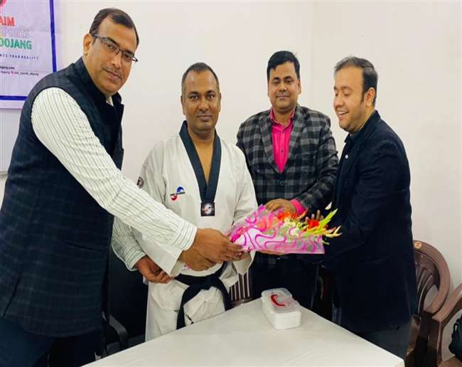 वाराणसी में दो दिवसीय एडवांस ताइक्वांडो प्रशिक्षण शिविर का आयोजन - Two ...