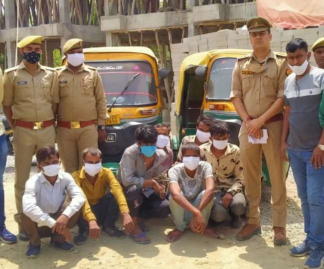 स्टेशन से सवारियां बैठाकर रास्ते में करते थे लूटपाट, लखनऊ में ऑटो चालक ...