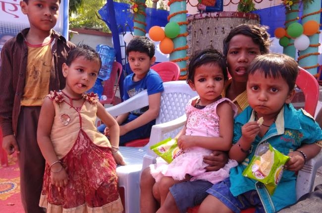 मॉडल सखी बूथ पर दिखा उत्सव जैसा माहौल - festive environment on sakhi booths