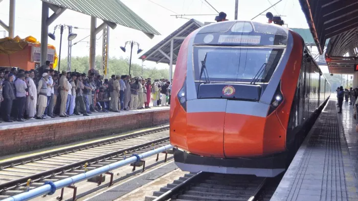 Train to Kashmir: अनोखी होगी वंदे भारत से यात्रा, पेसेंजर को ट्रेन में ...