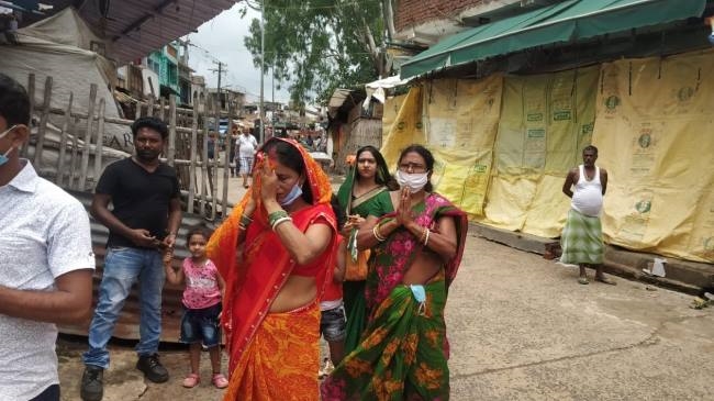 घरों में ही लगे बोल बम के जयकारे, कांवरिया की जगह हर ओर खाकी - Slogans ...