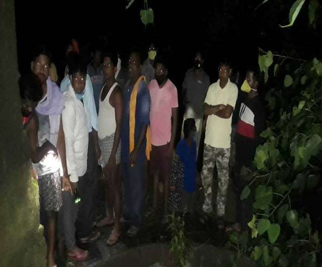 Jamtara Vegetable Stealing Case: कुएं में फेंकने से एक सब्जी चोर की ...