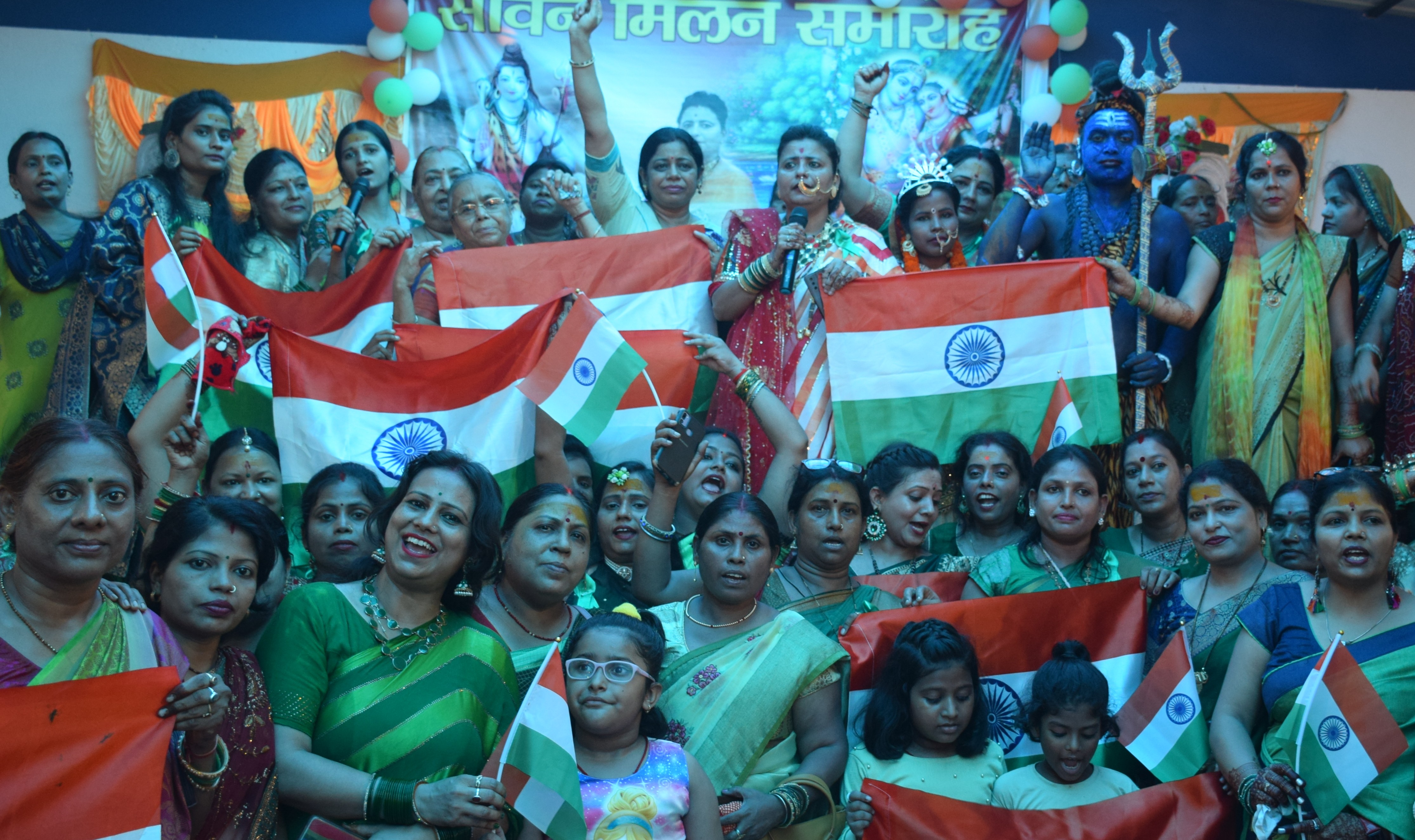 सावन महोत्सव: संगीत, नृत्य व फैशन शो में दिखाई प्रतिभा - Sawan Mahotsav ...