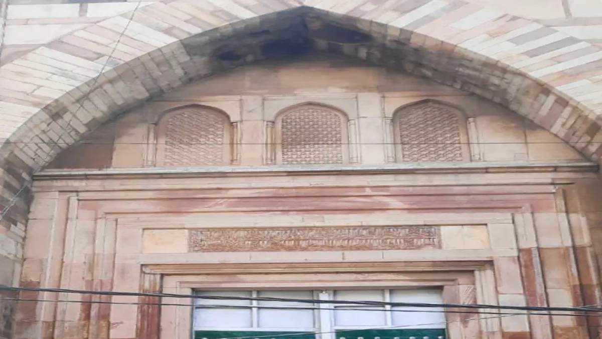 जानिए बदायूं की जामा मस्जिद का इतिहास, इल्तुतमिश ने 1210 में बनवाई थी ...