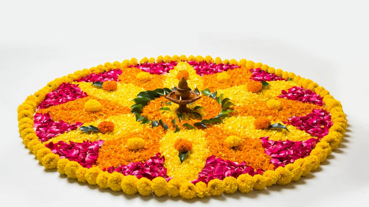 Onam Rangoli 2022 Designs: ओणम के मौके पर रंगोली के इन डिज़ाइन्स से ...