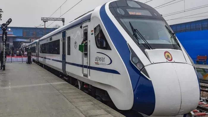 Vande Bharat Express: वंदे भारत से दुमका से रांची जाने में कितना समय ...