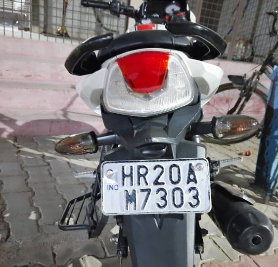 हाई सिक्योरिटी नंबर प्लेट ना लगाने वालों पर पुलिस हुई सख्त डेढ़ महीने ...