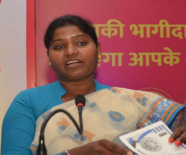 पब्लिकेशन एंड स्टेशनरी के साथ करार पर भड़कीं मेयर आशा लकड़़ा, जानिए ...