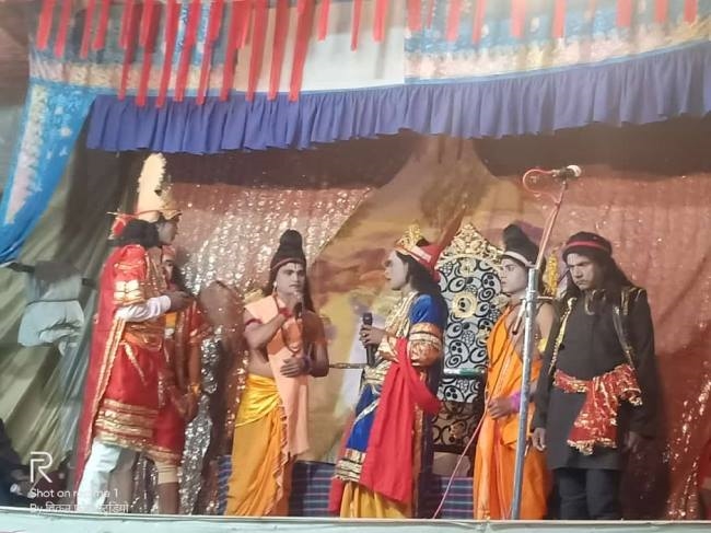 अंगद-रावण संवाद का मंचन देख मंत्रमुग्ध हुए दर्शक - The audience was ...