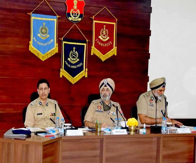 डीजीपी सहोता पहुंचे जालंधर, पुलिस अधिकारियों को नशे की रोकथाम के लिए ...