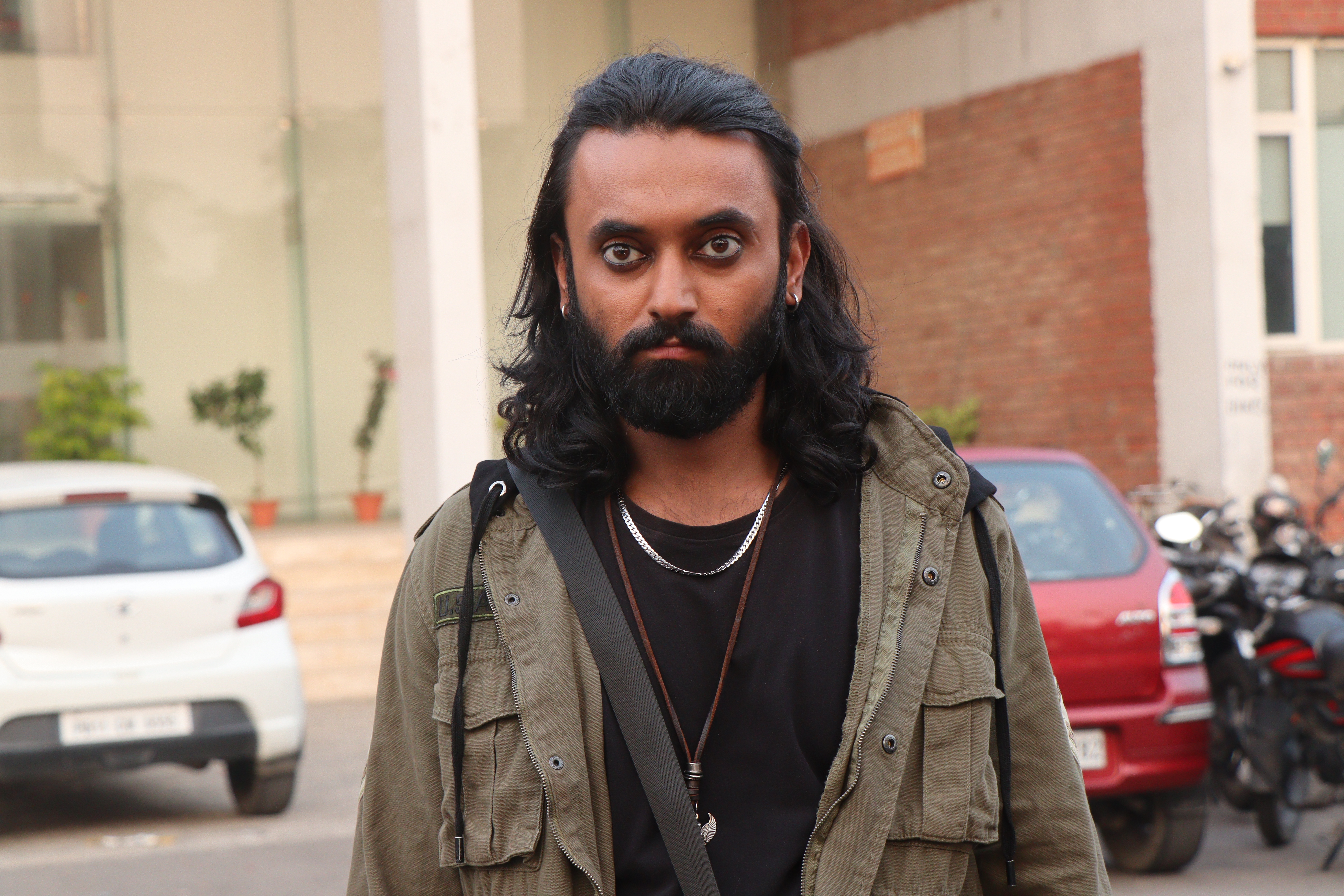 Chamak Review: सुरों की कशिश और रोमांच की तपिश का बेहतरीन तालमेल, 'काला ...