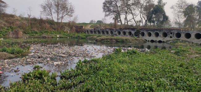 कभी जीवनदायिनी थी नदियां, अब प्रदूषित होकर बांट रही बीमारी - river are ...