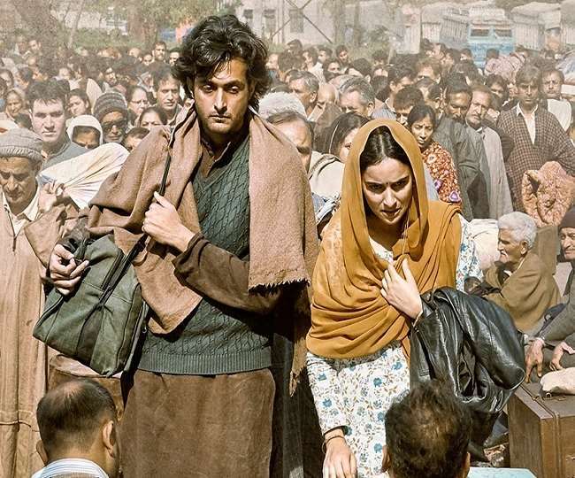 Shikara Movie Review: कश्मीरी हिंदुओं का दर्द दिखाती बेहतरीन फिल्म ...