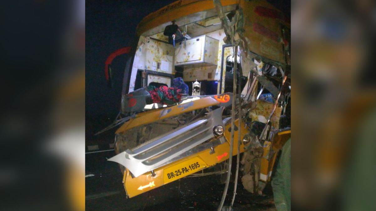 Kannauj Bus Accident: आगरा एक्सप्रेसवे पर बड़ा हादसा, डंपर में घुसी ...
