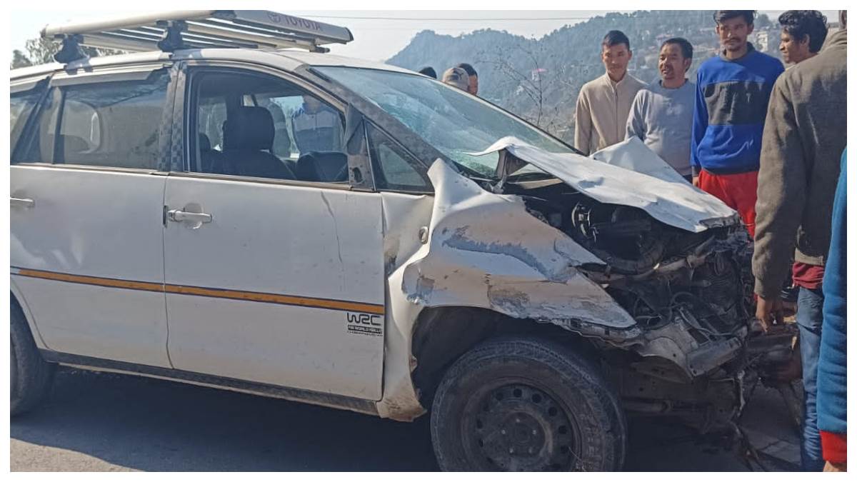Accident in Shimla: नेशनल हाईवे पर इनोवा गाड़ी ने 10 लोगों को कुचला, 5 ...
