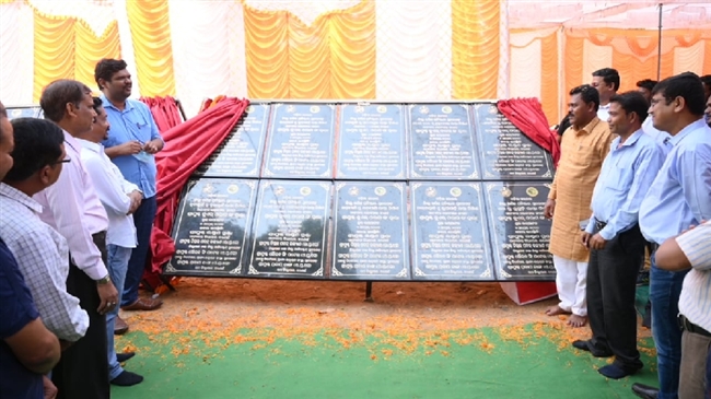 खनन प्रभावित लहुनीपाड़ा व कोइड़ा प्रखंड में 16 सड़कों का उदघाटन ...