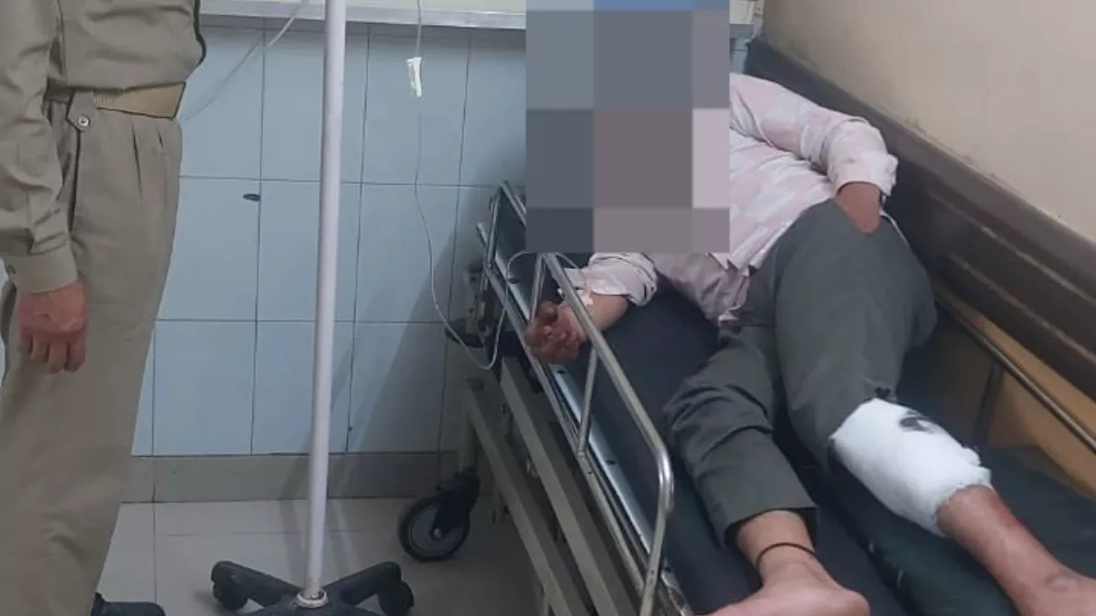 गाजियाबाद पुलिस मुठभेड़ में गोली लगने से घायल हुआ बदमाश, गिरफ्तार - ncr Ghaziabad criminal got ...