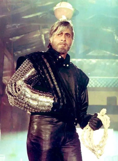 15 की उम्र में एक्ट्रेस बन गई थीं Jaya Bachchan, एक ही फिल्म से अमिताभ बच्चन को बना दिया था ...