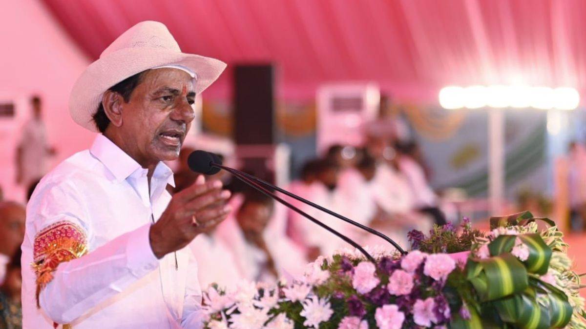 व्यापमं घोटाले को उजागर करने वाले सामाजिक कार्यकर्ता आनंद रॉय BRS में ... व्यापमं घोटाले को उजागर करने वाले सामाजिक कार्यकर्ता आनंद रॉय BRS में ...