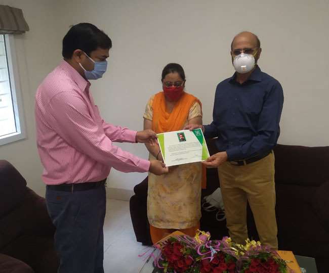 अर्जुन अवार्डी एथलेटिक्स कोच बगीचा सिंह को उपायुक्‍त ने किया सम्‍मानित ...