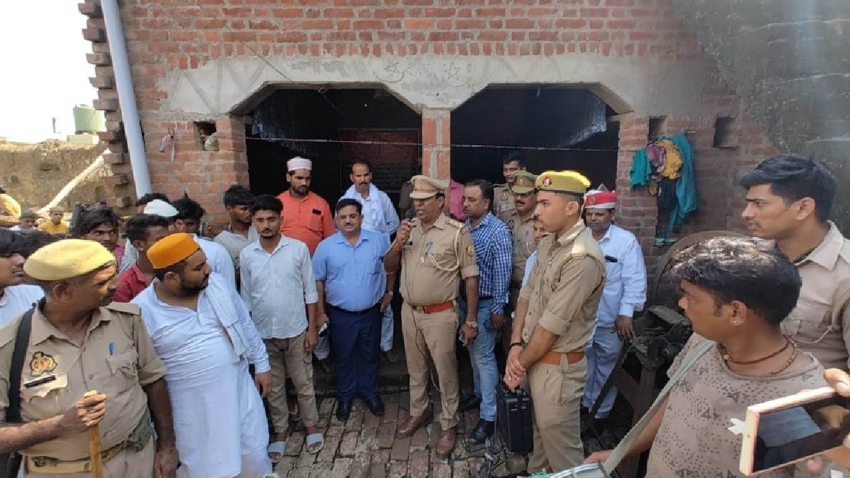 Badaun News: गैंगस्टर आरिफ और कामिल की 12 लाख कीमत की संपत्ति जब्त ...