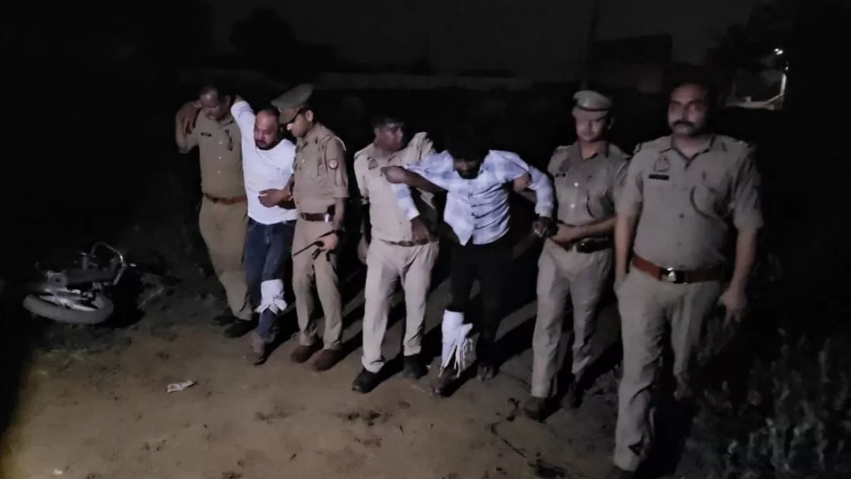 Encounter: लोनी में देर रात हुई धांय-धांय... गोली लगते ही जमीन पर गिरे बदमाश; दिल्ली से चुराई ...